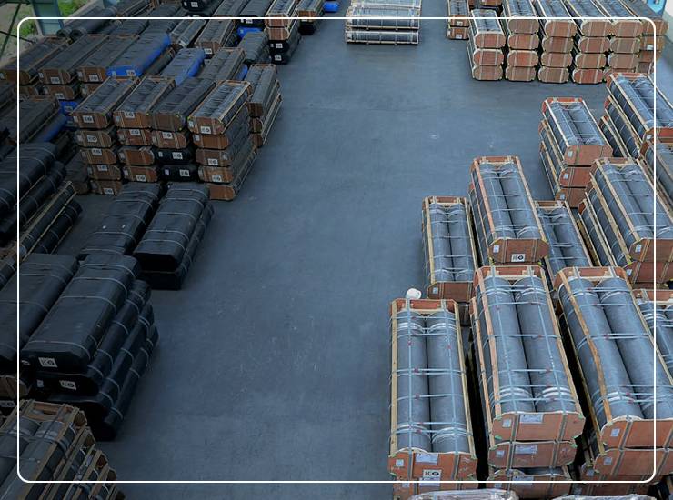 China Professional Manufacturer of Graphite Electrodes